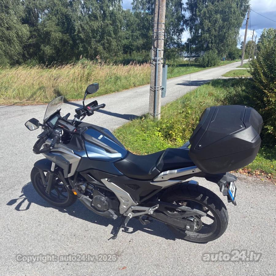 Хонда NC 750 2024 в Таллин, объемом двигателя 0.75 л и пробегом 2 тыс. км за 8000 €, фото 5 на AUTOMOTO.COM.LV