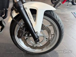 White Honda NC 750 2016 in Tallinn, with an engine capacity of 0.75 L and mileage of 35 thousand km for 4790 €, photo 9 on AUTOMOTO.COM.LV