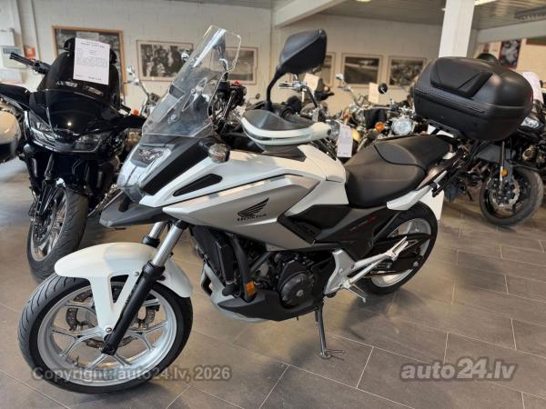 White Honda NC 750 2016 in Tallinn, with an engine capacity of 0.75 L and mileage of 35 thousand km for 4790 €, photo 10 on AUTOMOTO.COM.LV