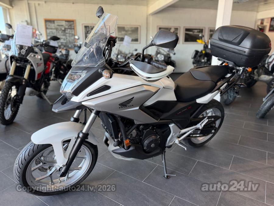 Balts Honda NC 750 2016 Tallina, ar dzinēja tilpumu 0.75 L un nobraukumu 35 tūkst. km par 4590 €, foto 12 vietnē AUTOMOTO.COM.LV