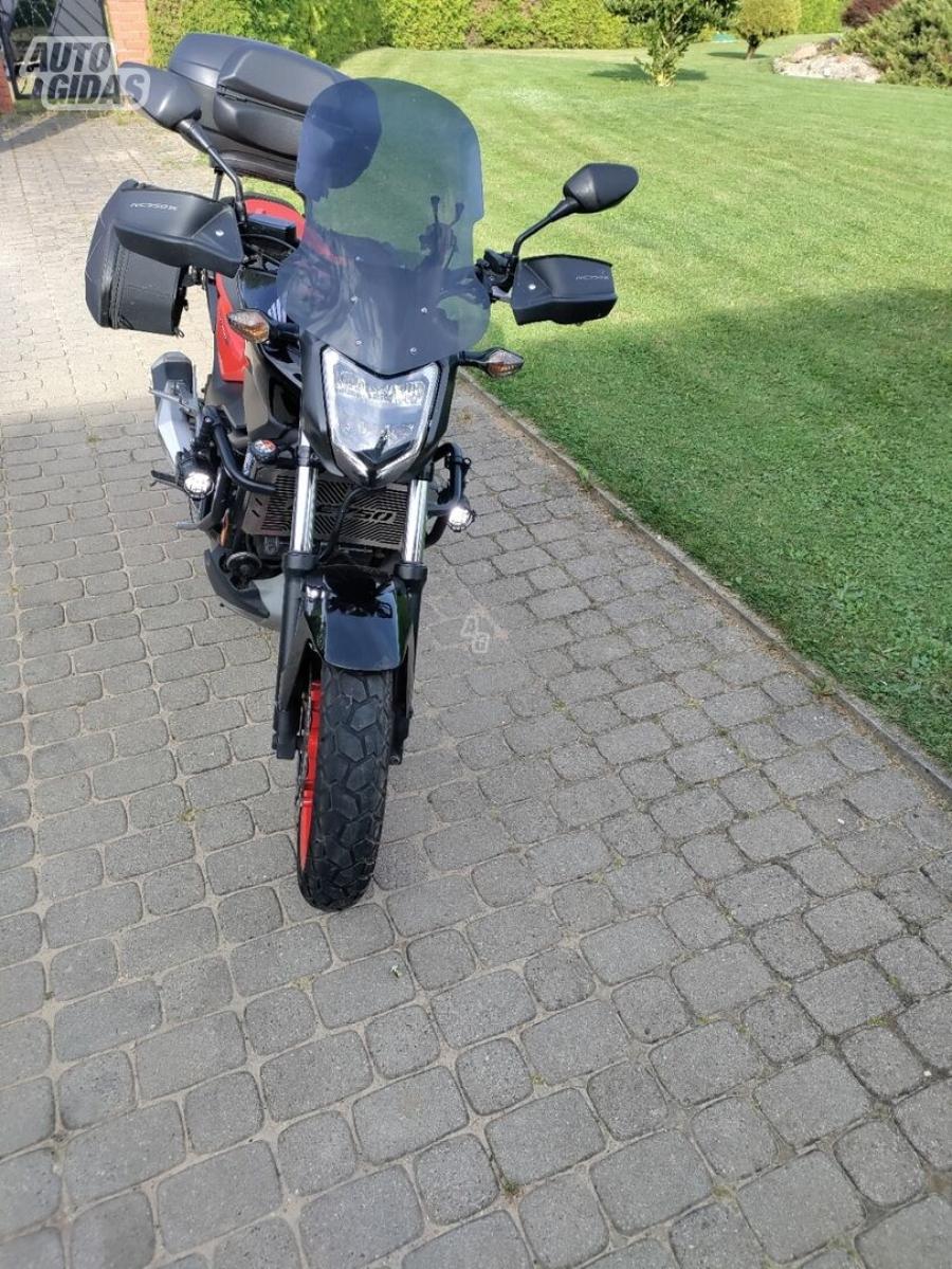 Melns Honda NC 750S 2016 Plungė, ar dzinēja tilpumu 0.75 L un nobraukumu 31 tūkst. km par 5400 €, foto 3 vietnē AUTOMOTO.COM.LV