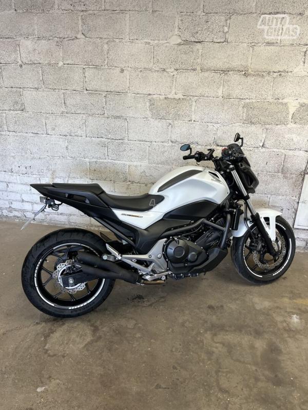 Хонда NC 750S 2014 в Каунас, объемом двигателя 0.00 л и пробегом 0 тыс. км за 3700 €, фото 2 на AUTOMOTO.COM.LV