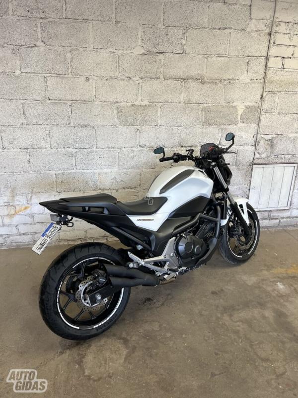 Хонда NC 750S 2014 в Каунас, объемом двигателя 0.00 л и пробегом 0 тыс. км за 3700 €, фото 3 на AUTOMOTO.COM.LV