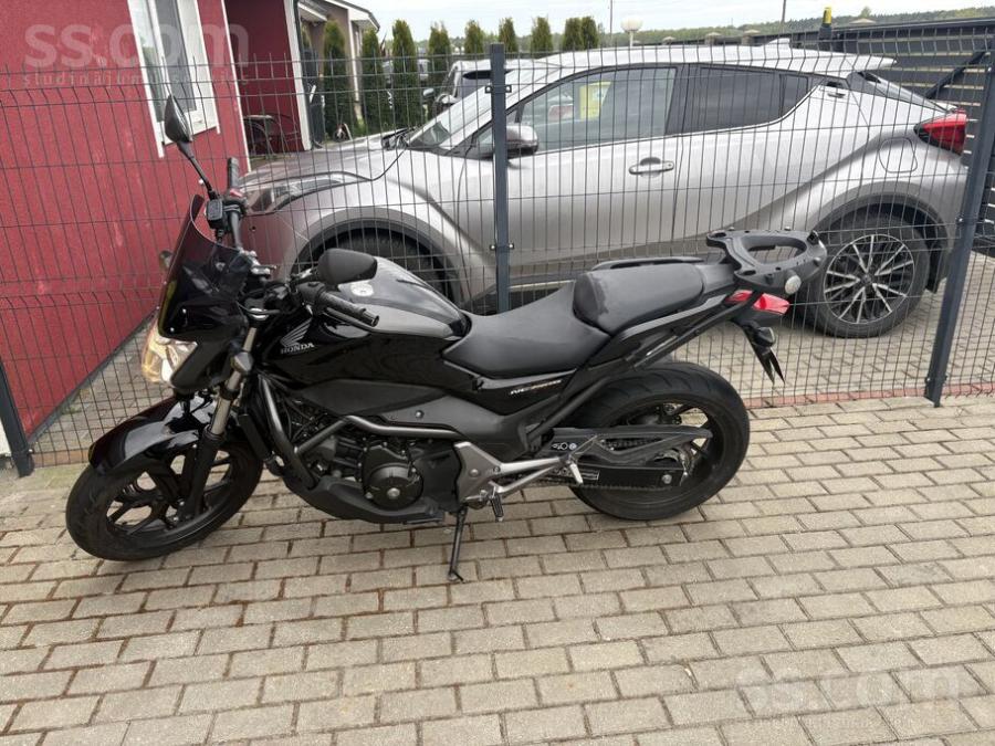 Хонда NC 750S 2014 в Рига, объемом двигателя 0.75 л и пробегом 0 тыс. км за 4500 €, фото 1 на AUTOMOTO.COM.LV
