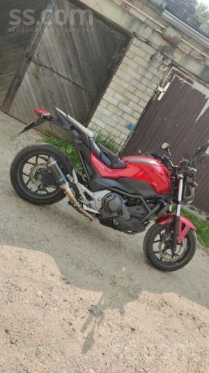 Honda NC 750S 2015 in Ogre, with an engine capacity of 0.75 L and mileage of 0 thousand km for 4000 €, photo 1 on AUTOMOTO.COM.LV