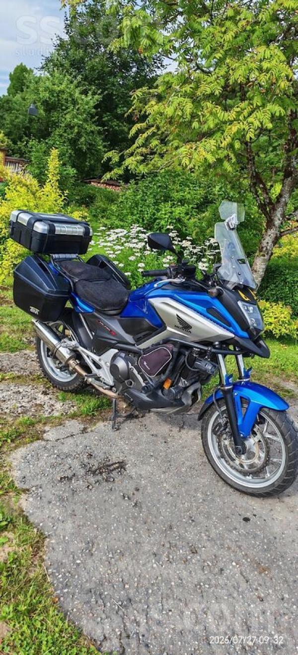 Хонда NC 750XD 2015 в Огре, объемом двигателя 0.75 л и пробегом 0 тыс. км за 4750 €, фото 1 на AUTOMOTO.COM.LV