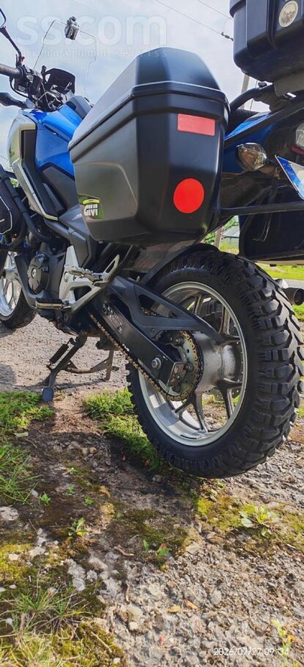 Хонда NC 750XD 2015 в Огре, объемом двигателя 0.75 л и пробегом 0 тыс. км за 4750 €, фото 4 на AUTOMOTO.COM.LV