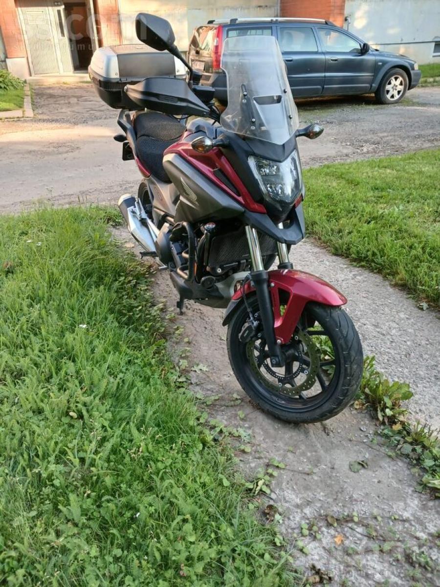 Honda NC 750XD 2019 in Riga, with an engine capacity of 0.75 L and mileage of 0 thousand km for 5500 €, photo 3 on AUTOMOTO.COM.LV