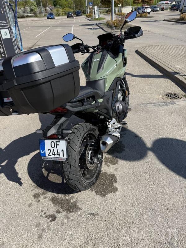 Honda NC 750XD 2025 Ogre, ar dzinēja tilpumu 0.75 L un nobraukumu 0 tūkst. km par 8700 €, foto 2 vietnē AUTOMOTO.COM.LV