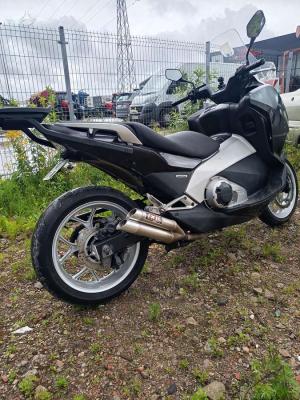 Melns Honda NC 2012 Kauņa, ar dzinēja tilpumu 0.70 L un nobraukumu 70 tūkst. km par 1800 €, foto 8 vietnē AUTOMOTO.COM.LV
