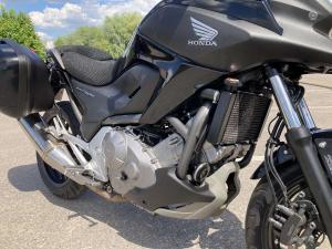 Black Honda NC 2012 in Utena, with an engine capacity of 0.70 L and mileage of 53 thousand km for 3850 €, photo 6 on AUTOMOTO.COM.LV