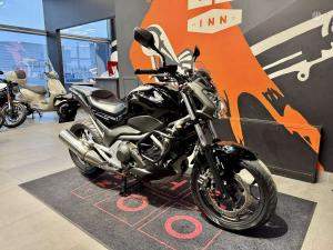 Melns Honda NC 2013 Viļņa, ar dzinēja tilpumu 0.70 L un nobraukumu 20 tūkst. km par 3499 €, foto 6 vietnē AUTOMOTO.COM.LV