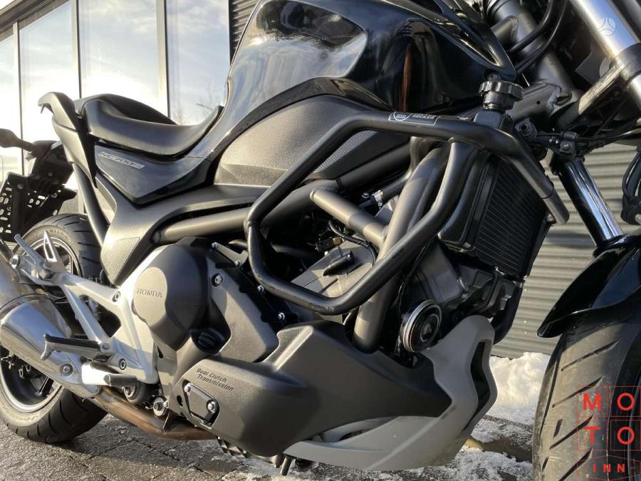 Melns Honda NC 2013 Rīga, ar dzinēja tilpumu 0.70 L un nobraukumu 18 tūkst. km par 3499 €, foto 15 vietnē AUTOMOTO.COM.LV