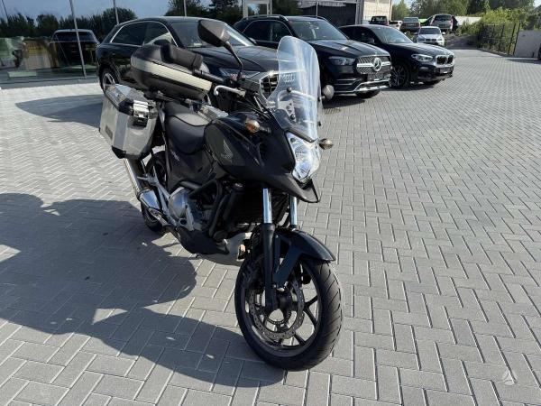 Black Honda NC 2013 in Telschi, with an engine capacity of 0.67 L and mileage of 31 thousand km for 3700 €, photo 9 on AUTOMOTO.COM.LV