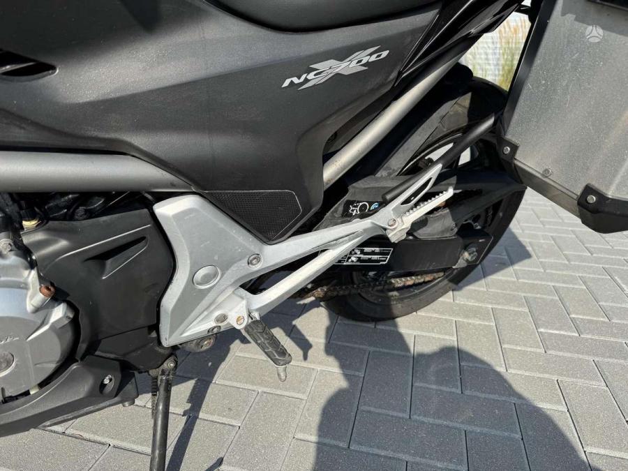 Black Honda NC 2013 in Telschi, with an engine capacity of 0.67 L and mileage of 31 thousand km for 3700 €, photo 14 on AUTOMOTO.COM.LV