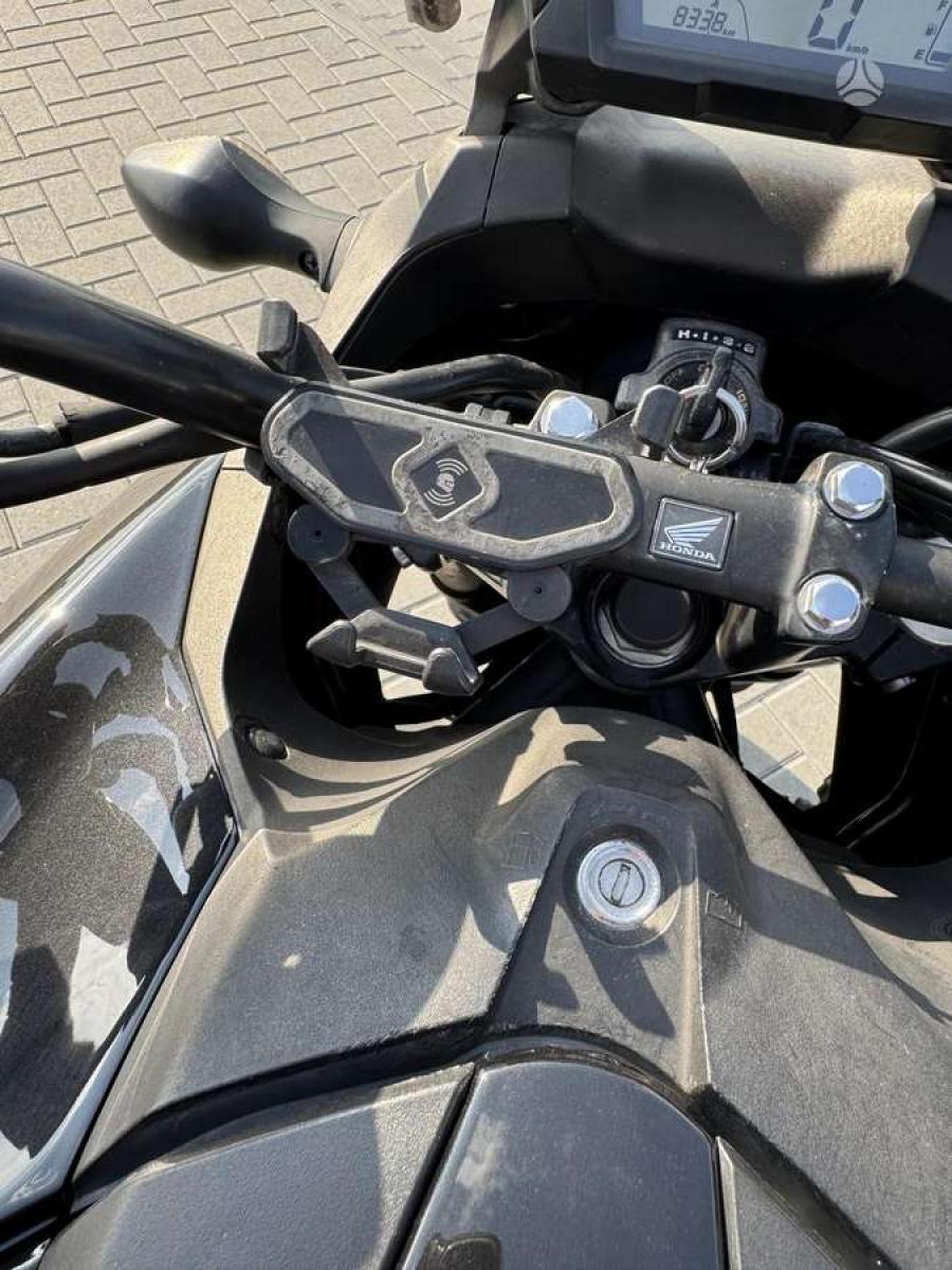 Black Honda NC 2013 in Telschi, with an engine capacity of 0.67 L and mileage of 31 thousand km for 3700 €, photo 22 on AUTOMOTO.COM.LV