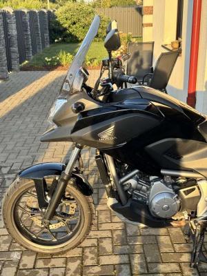 Black Honda NC 2013 in Panevezys, with an engine capacity of 0.70 L and mileage of 30 thousand km for 3900 €, photo 5 on AUTOMOTO.COM.LV