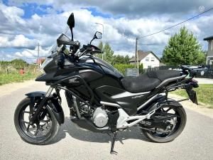 Melns Honda NC 2013 Viļņa, ar dzinēja tilpumu 0.67 L un nobraukumu 79 tūkst. km par 3350 €, foto 3 vietnē AUTOMOTO.COM.LV