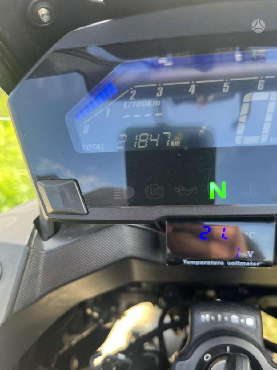 Black Honda NC 2016 in Klaipeda, with an engine capacity of 0.75 L and mileage of 21 thousand km for 4500 €, photo 9 on AUTOMOTO.COM.LV