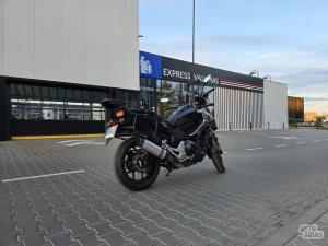 Melns Honda NC 2017 Viļņa, ar dzinēja tilpumu 0.75 L un nobraukumu 45 tūkst. km par 4700 €, foto 7 vietnē AUTOMOTO.COM.LV