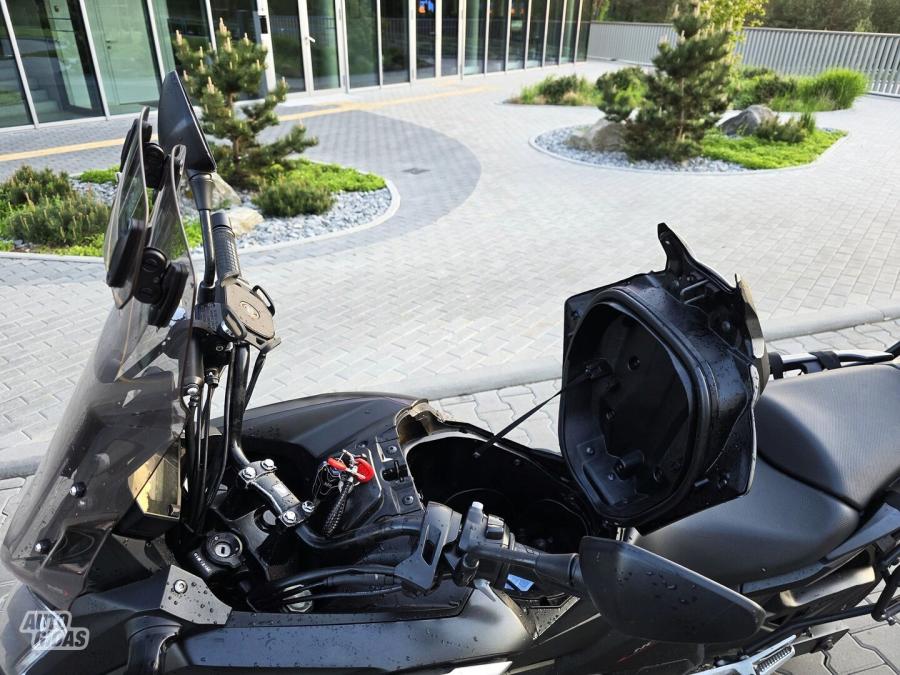 Melns Honda NC 2017 Viļņa, ar dzinēja tilpumu 0.75 L un nobraukumu 45 tūkst. km par 4700 €, foto 14 vietnē AUTOMOTO.COM.LV
