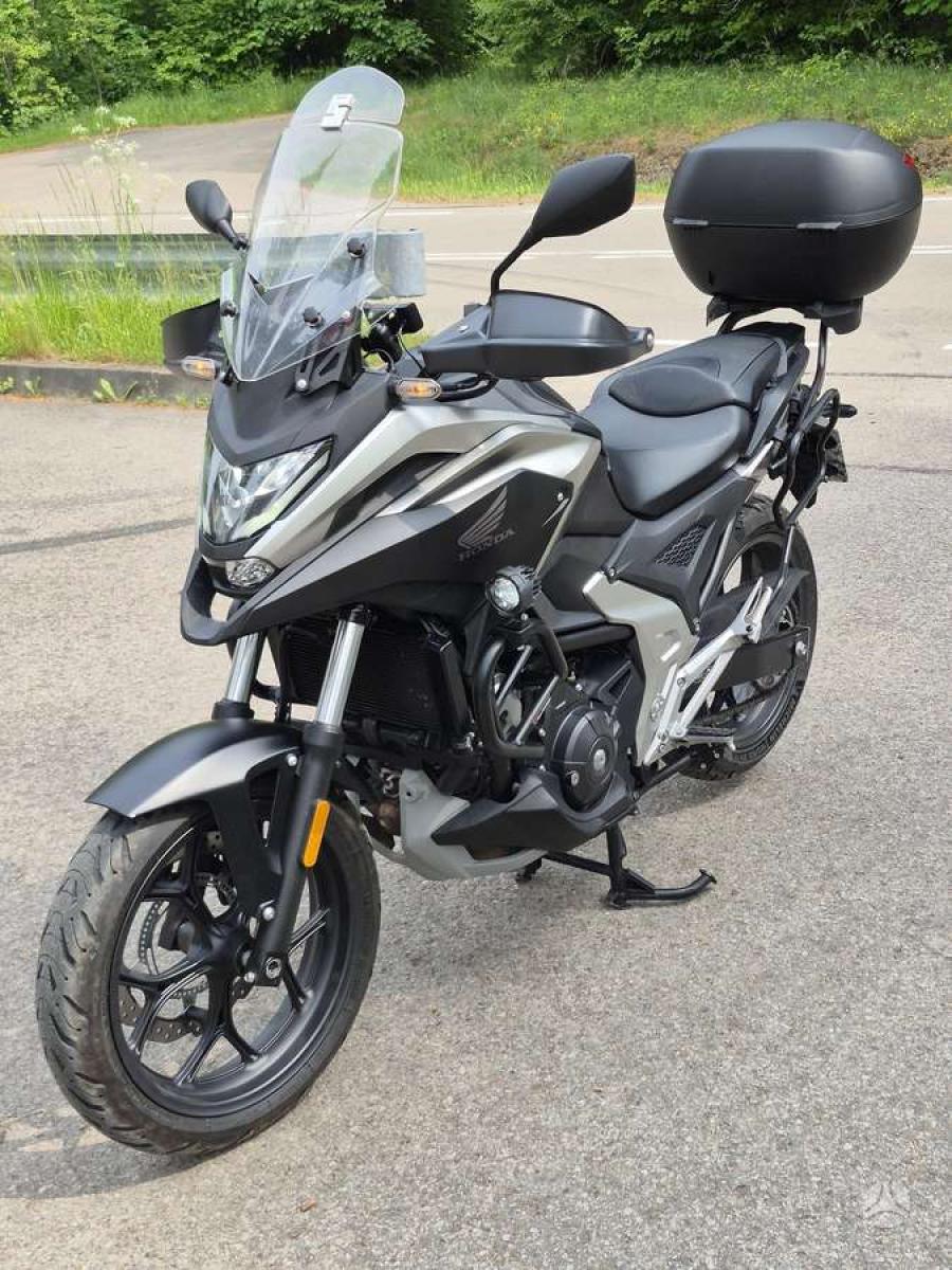 Melns Honda NC 2021 Anykščiai, ar dzinēja tilpumu 0.75 L un nobraukumu 22 tūkst. km par 6300 €, foto 7 vietnē AUTOMOTO.COM.LV