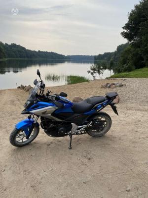 Blue Honda NC 2017 in Vilnius, with an engine capacity of 0.75 L and mileage of 37 thousand km for 5000 €, photo  on AUTOMOTO.COM.LV