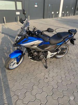 Blue Honda NC 2017 in Vilnius, with an engine capacity of 0.75 L and mileage of 37 thousand km for 5000 €, photo 4 on AUTOMOTO.COM.LV