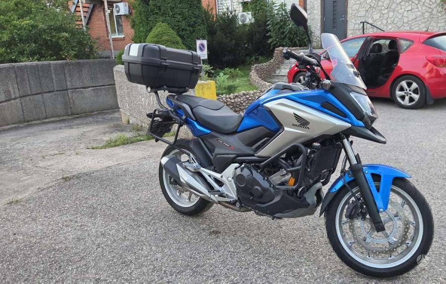 Blue Honda NC 2019 in Visaginas, with an engine capacity of 0.75 L and mileage of 13 thousand km for 4800 €, photo 7 on AUTOMOTO.COM.LV