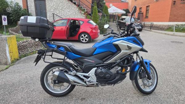 Blue Honda NC 2019 in Visaginas, with an engine capacity of 0.75 L and mileage of 13 thousand km for 4800 €, photo 8 on AUTOMOTO.COM.LV