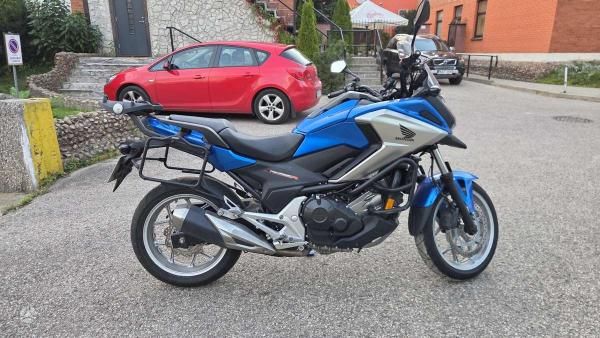 Blue Honda NC 2019 in Visaginas, with an engine capacity of 0.75 L and mileage of 13 thousand km for 4800 €, photo 11 on AUTOMOTO.COM.LV