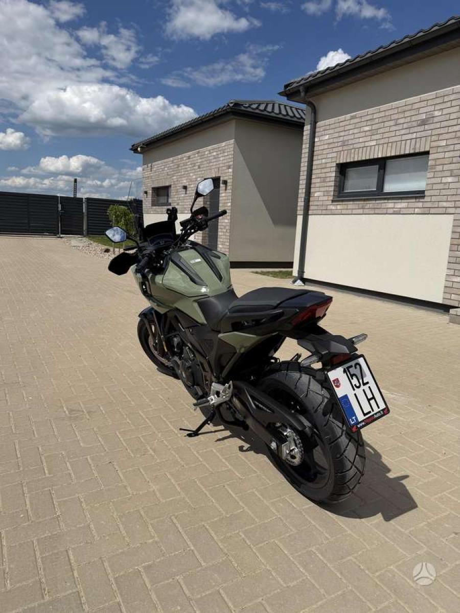 Green Honda NC 2026 in Vilnius, with an engine capacity of 0.75 L and mileage of 0 thousand km for 10200 €, photo 5 on AUTOMOTO.COM.LV