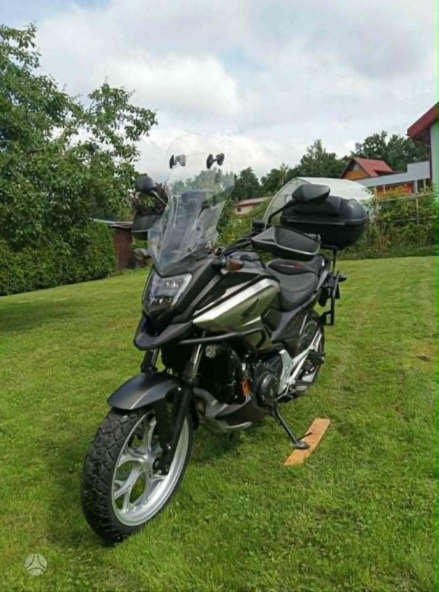Pelēks Honda NC 2016 Kauņa, ar dzinēja tilpumu 0.75 L un nobraukumu 39 tūkst. km par 5100 €, foto 8 vietnē AUTOMOTO.COM.LV