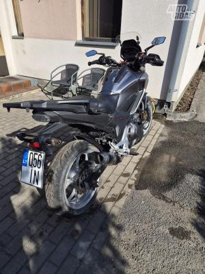 Grey Honda NC 2018 in Utena, with an engine capacity of 0.75 L and mileage of 31 thousand km for 4300 €, photo 2 on AUTOMOTO.COM.LV