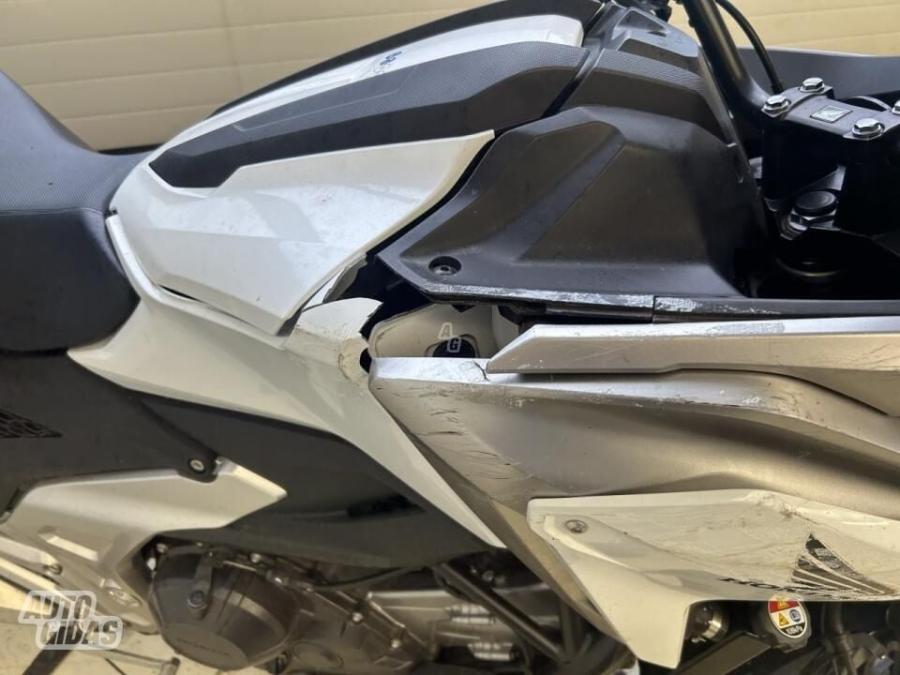 Pelēks Honda NC 2022 Radviliškis, ar dzinēja tilpumu 0.75 L un nobraukumu 25 tūkst. km par 4250 €, foto 12 vietnē AUTOMOTO.COM.LV
