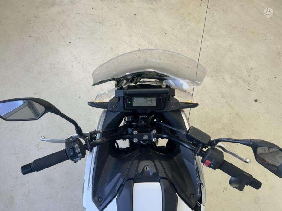 Grey Honda NC 2022 in Radviliskis, with an engine capacity of 0.75 L and mileage of 25 thousand km for 4250 €, photo 18 on AUTOMOTO.COM.LV