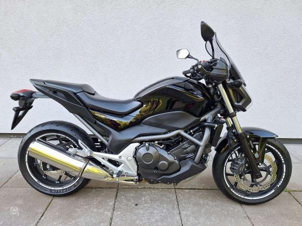 Honda NC 2012 Prienai, ar dzinēja tilpumu 0.67 L un nobraukumu 28 tūkst. km par 3450 €, foto 2 vietnē AUTOMOTO.COM.LV