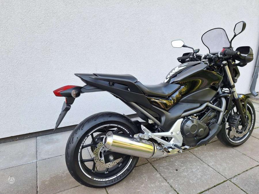 Honda NC 2012 in Prienai, with an engine capacity of 0.67 L and mileage of 28 thousand km for 3450 €, photo 5 on AUTOMOTO.COM.LV