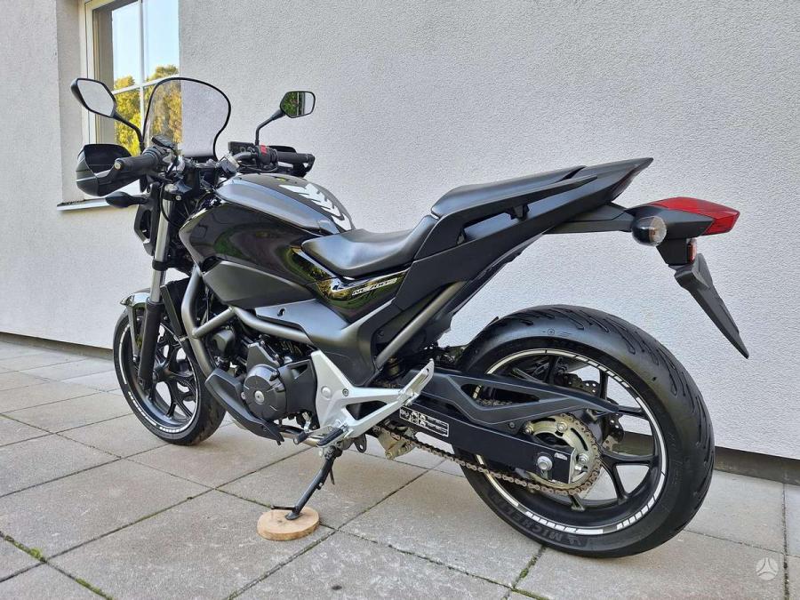Honda NC 2012 in Prienai, with an engine capacity of 0.67 L and mileage of 28 thousand km for 3450 €, photo 15 on AUTOMOTO.COM.LV