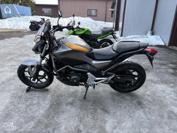 Honda NC 2013 Kelmė, ar dzinēja tilpumu 0.70 L un nobraukumu 79 tūkst. km par 2030 €, foto 5 vietnē AUTOMOTO.COM.LV