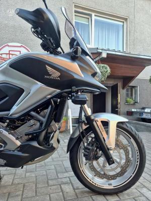 Honda NC 2013 in Prienai, with an engine capacity of 0.70 L and mileage of 41 thousand km for 4250 €, photo 14 on AUTOMOTO.COM.LV