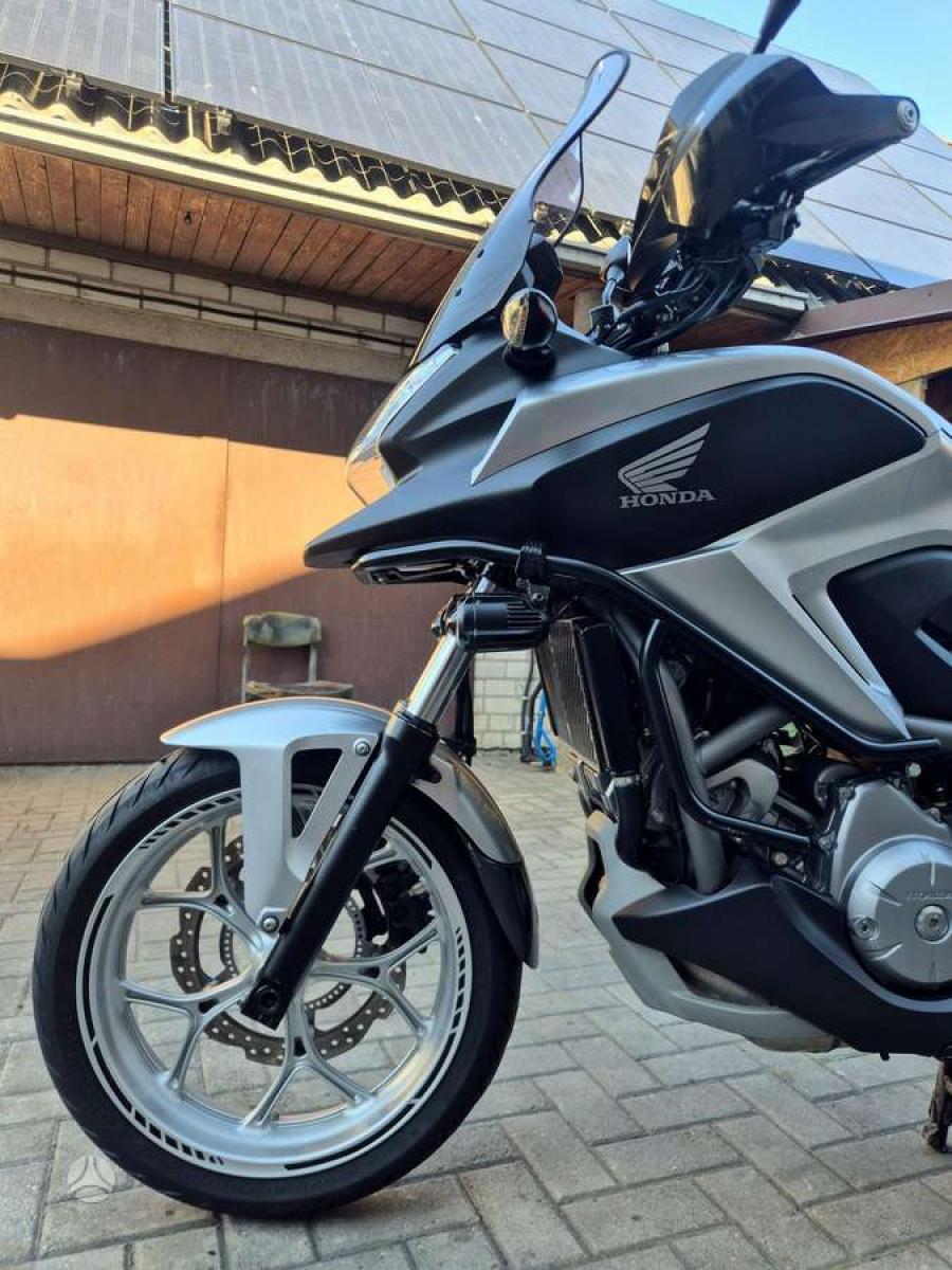 Honda NC 2013 in Prienai, with an engine capacity of 0.70 L and mileage of 41 thousand km for 4250 €, photo 15 on AUTOMOTO.COM.LV