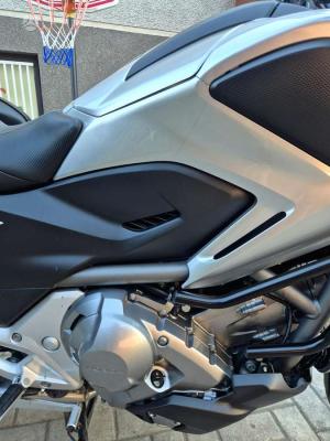 Honda NC 2013 in Prienai, with an engine capacity of 0.70 L and mileage of 41 thousand km for 4250 €, photo 19 on AUTOMOTO.COM.LV
