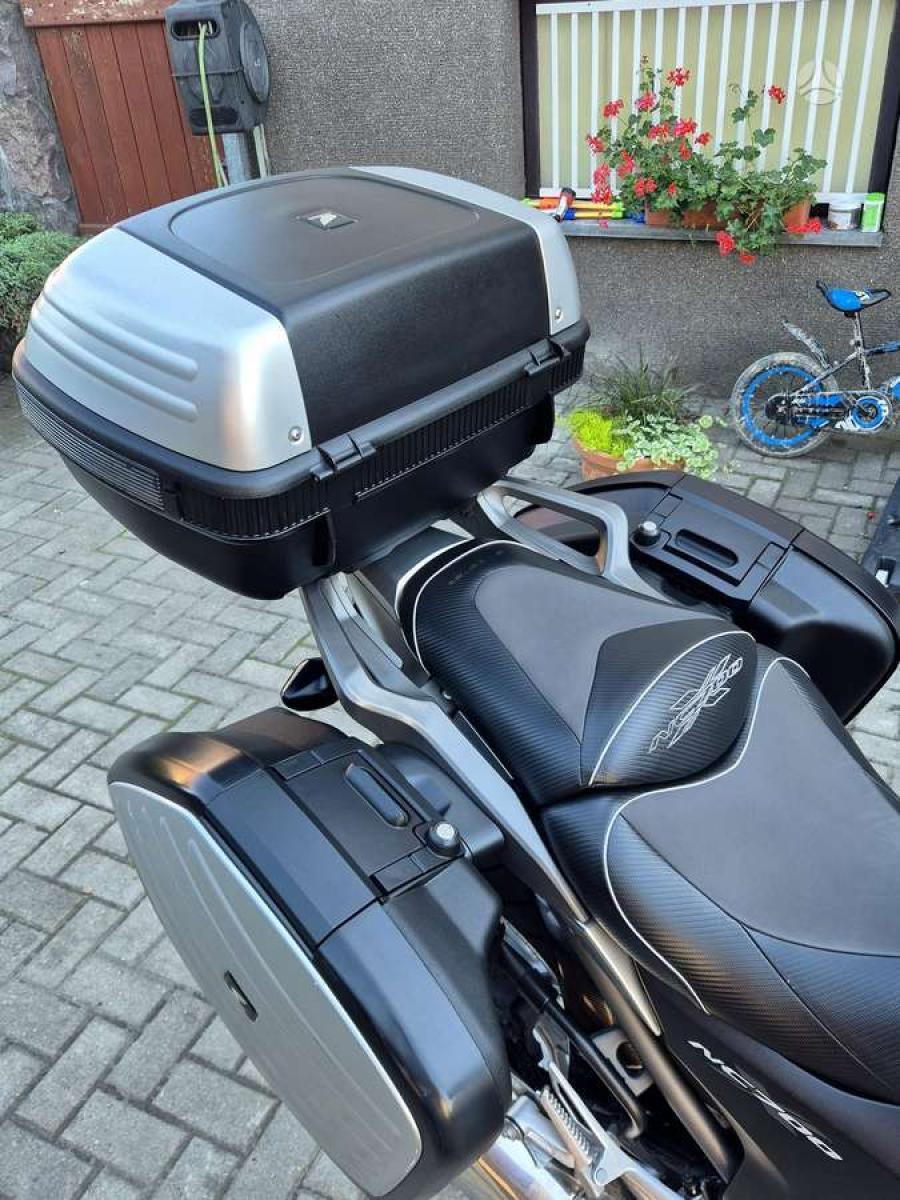 Honda NC 2013 in Prienai, with an engine capacity of 0.70 L and mileage of 41 thousand km for 4250 €, photo 29 on AUTOMOTO.COM.LV