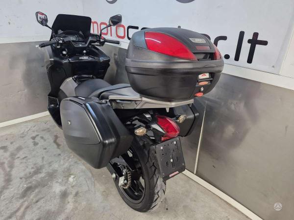 Honda NC 2013 in Kaunas, with an engine capacity of 0.70 L and mileage of 63 thousand km for 3200 €, photo 7 on AUTOMOTO.COM.LV