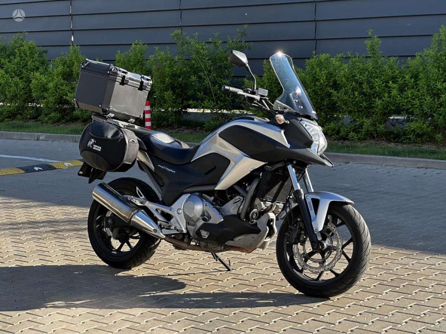 Honda NC 2013 in Vilnius, with an engine capacity of 0.00 L and mileage of 71 thousand km for 3590 €, photo 1 on AUTOMOTO.COM.LV