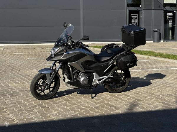Honda NC 2013 in Vilnius, with an engine capacity of 0.00 L and mileage of 71 thousand km for 3590 €, photo 3 on AUTOMOTO.COM.LV