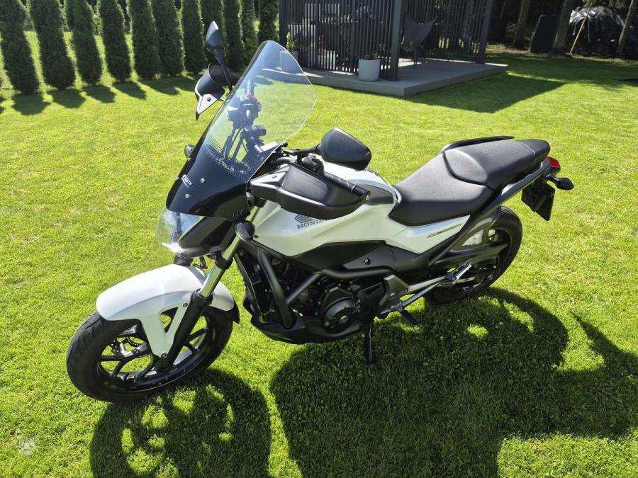 Honda NC 2014 in Vilnius, with an engine capacity of 0.75 L and mileage of 23 thousand km for 3900 €, photo 1 on AUTOMOTO.COM.LV