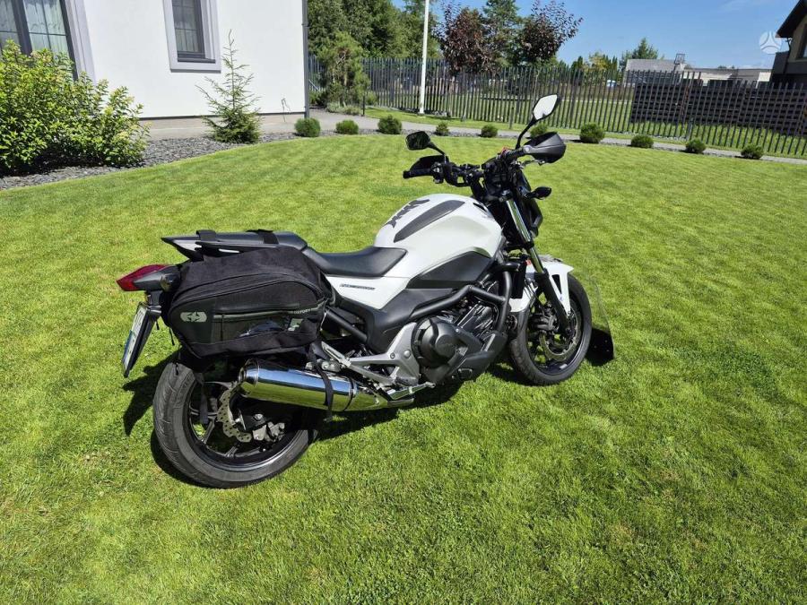 Honda NC 2014 in Vilnius, with an engine capacity of 0.75 L and mileage of 23 thousand km for 3900 €, photo 15 on AUTOMOTO.COM.LV