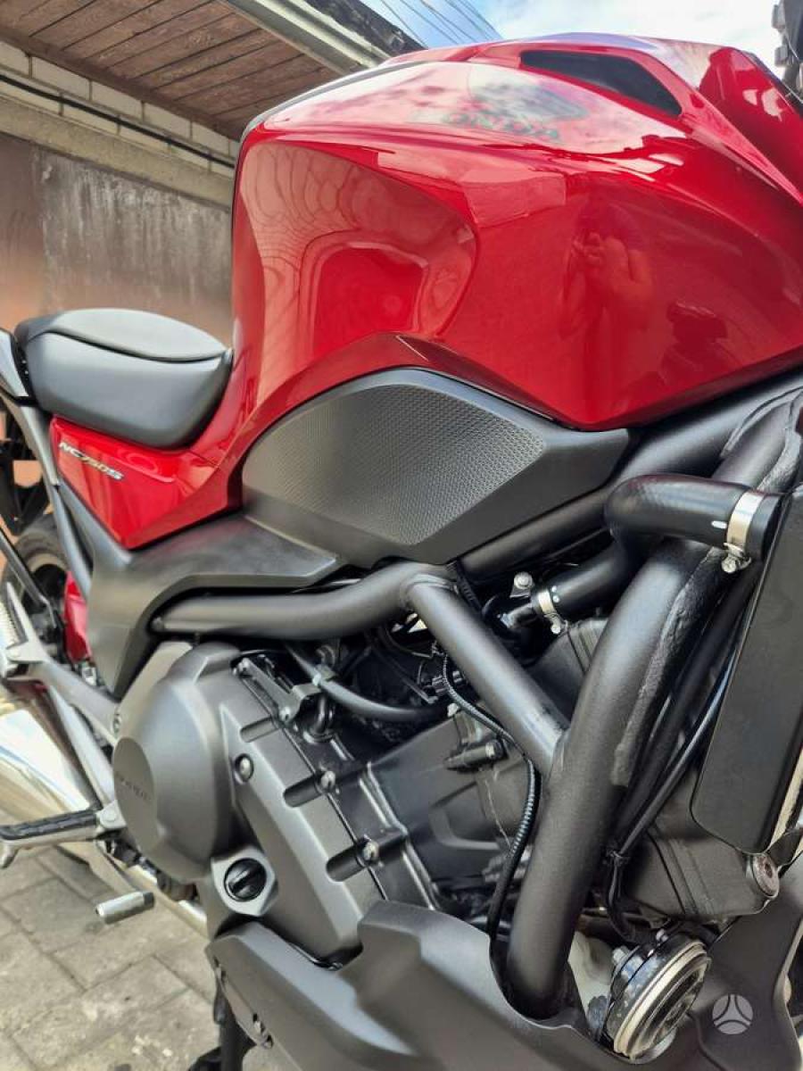 Honda NC 2014 Prienai, ar dzinēja tilpumu 0.75 L un nobraukumu 43 tūkst. km par 3250 €, foto 17 vietnē AUTOMOTO.COM.LV